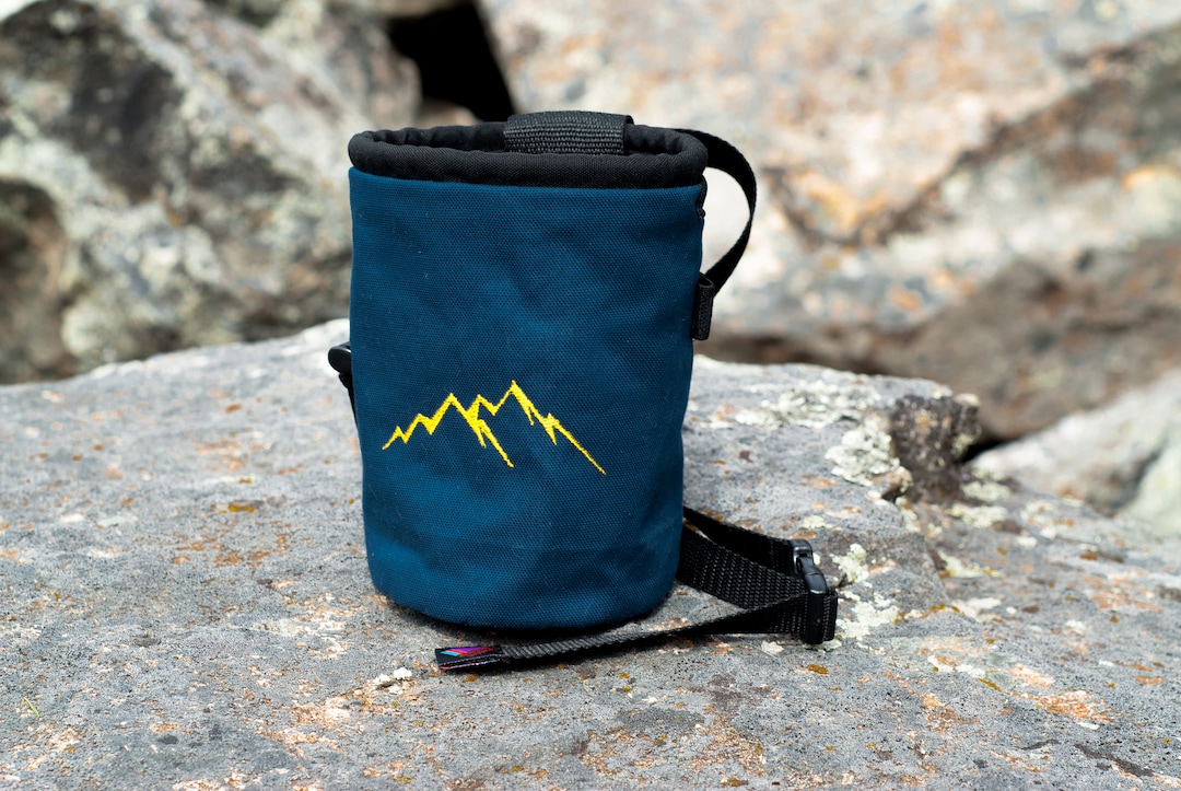 Rock Climbing Chalk Bag | Navy Mountain Chalk Bag | Gift for Climber ...