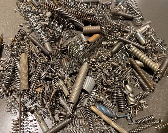 Lot of 100 Small Metal Springs Project Parts - Etsy