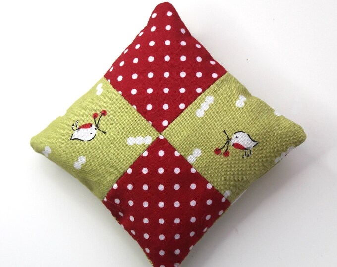 Robin Pin Cushion for Sewing. - Etsy