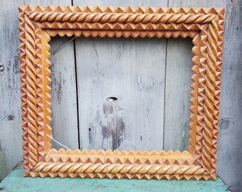 Vintage Tramp Art Frame With Ledge - Etsy