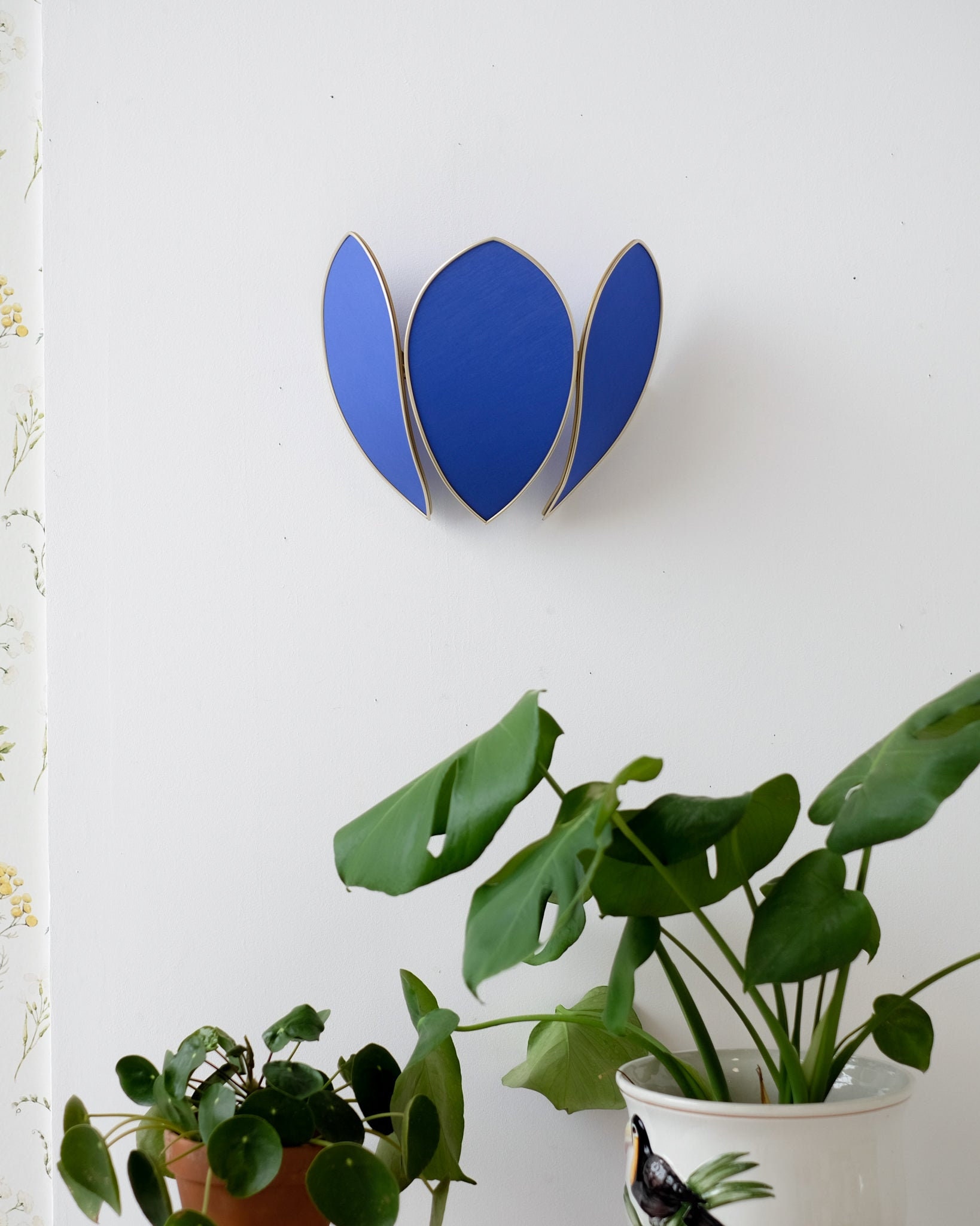 Royal Blue Flower Wall Lamp - Etsy