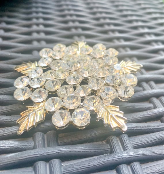 BIG huge large vintage rhinestone brooch, super spark… - Gem