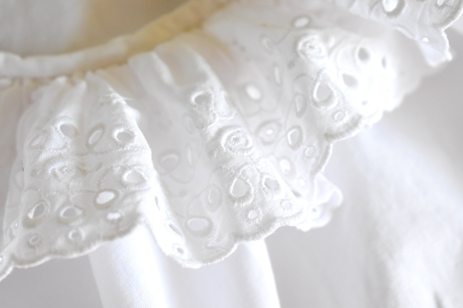 Vintage 90's White Dirndl Crop Top/laced Peasant - Etsy