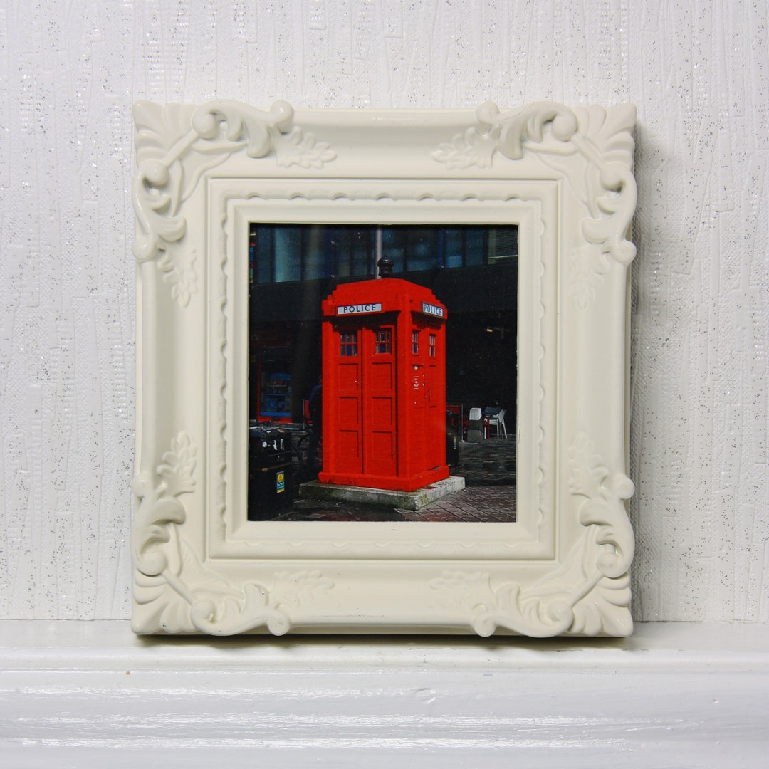 Glasgow City Centre, Red Police Box, Small Framed Print 2.5 X 2.25 in 4 ...
