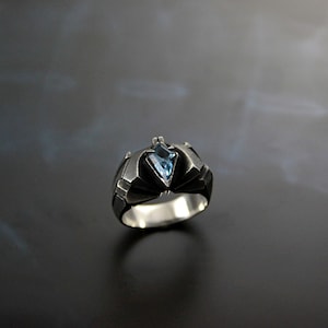 Postapocalyptic Cybergoth Silver Ring, Cyberpunk Ring, Dystopian Silver ...