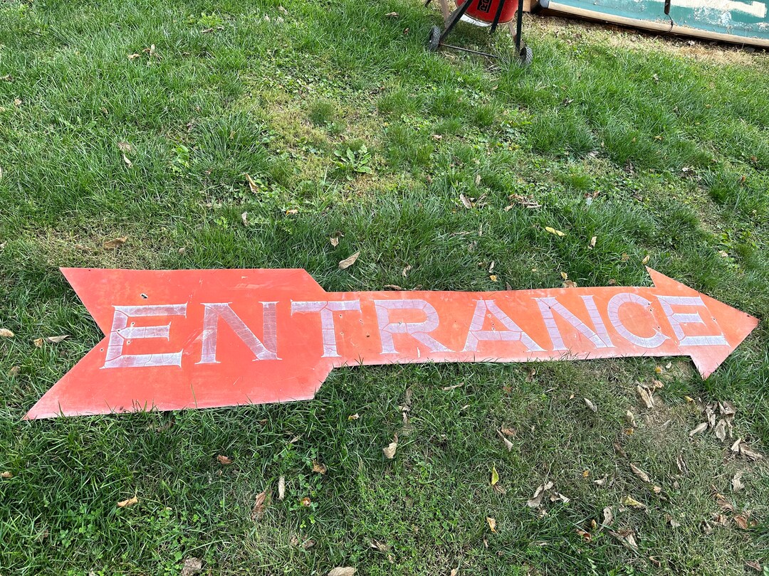 Antique 1940s Metal Arrow Folk Art Advertisement Direction Sign Country ...