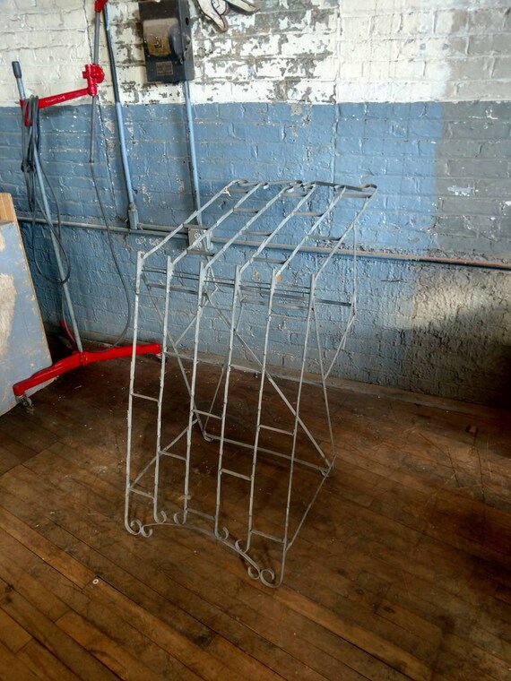 Galvanized Funeral Card Rack Industrial Jewlery Displ… - Gem