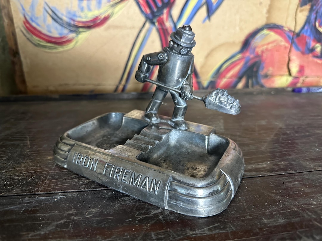 Iron Fireman Art Deco Double Ashtray Cast Metal Robot Coal Boiler ...