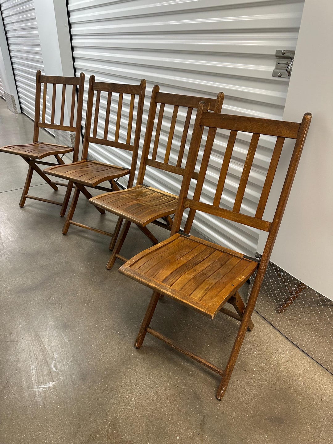 Antique Wooden 4 Folding Chairs Farmhouse ODD Fellows Lodge Dining Room ...