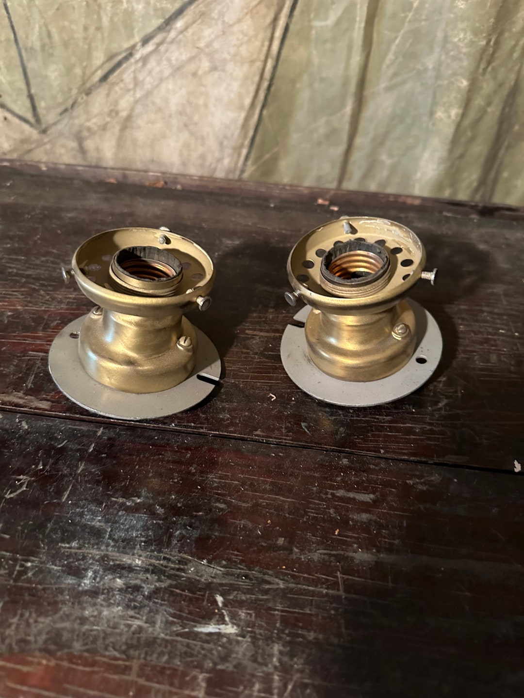 1940s Antique Original Set 2 Arrow Uno Thread Ceiling Mount Sockets ...