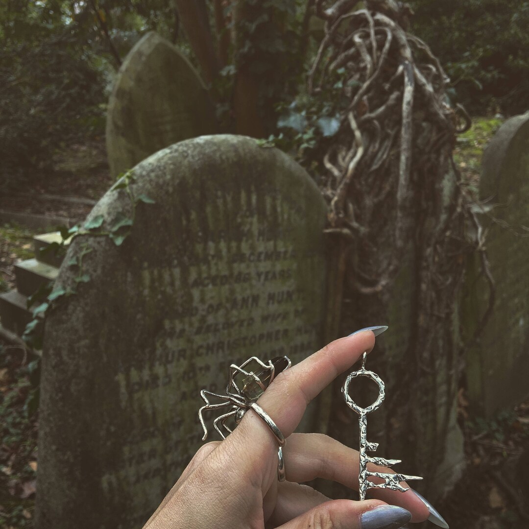 Key to Hell Silver Pendant, Dark Fantasy Goth Jewelry, Tribute to ...