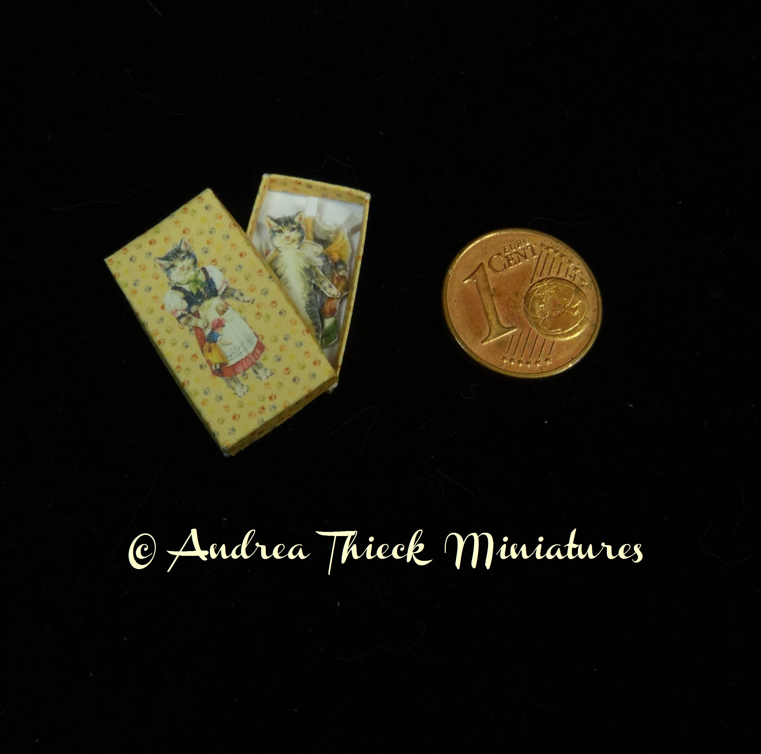 Miniatures Paper Doll Box With Cat 1:12 Scale - Etsy