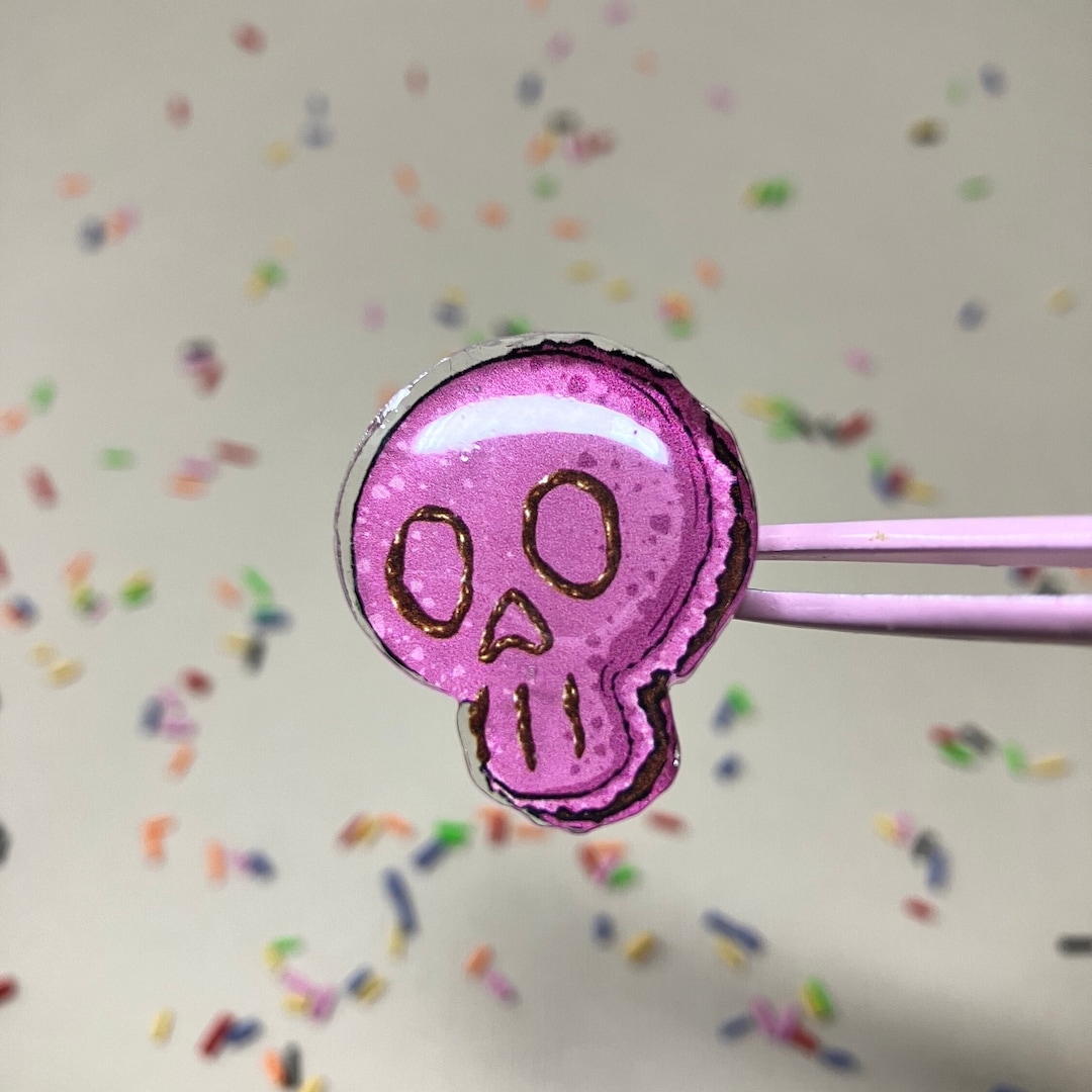 Skull Macaron Pin, Kawaii Gothic Epoxy Resin Acrylic Pin, Cute Bakery ...