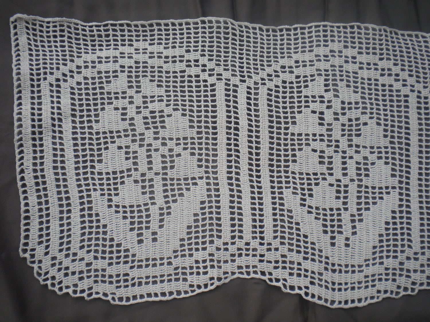 Filet Crochet Valance, Window Decoration "flowers" - by MWC - Etsy