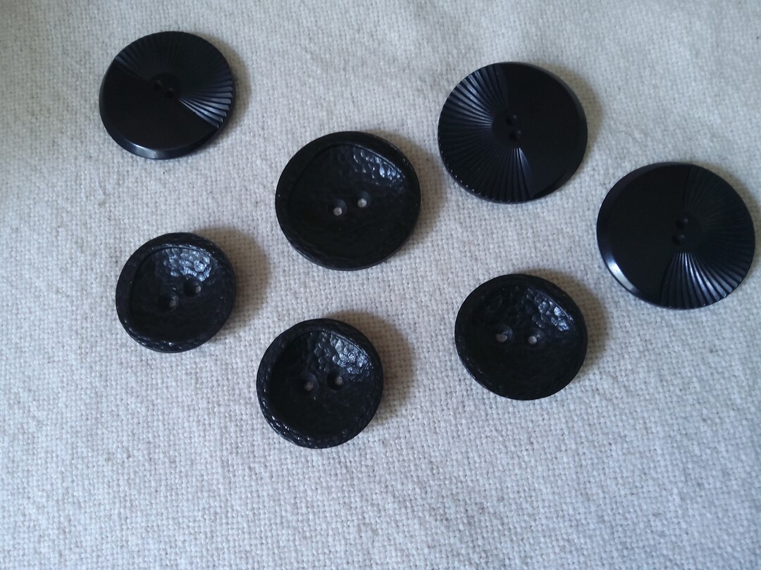 Black Buttons (7) Large, 2 Holes, Textured - Etsy