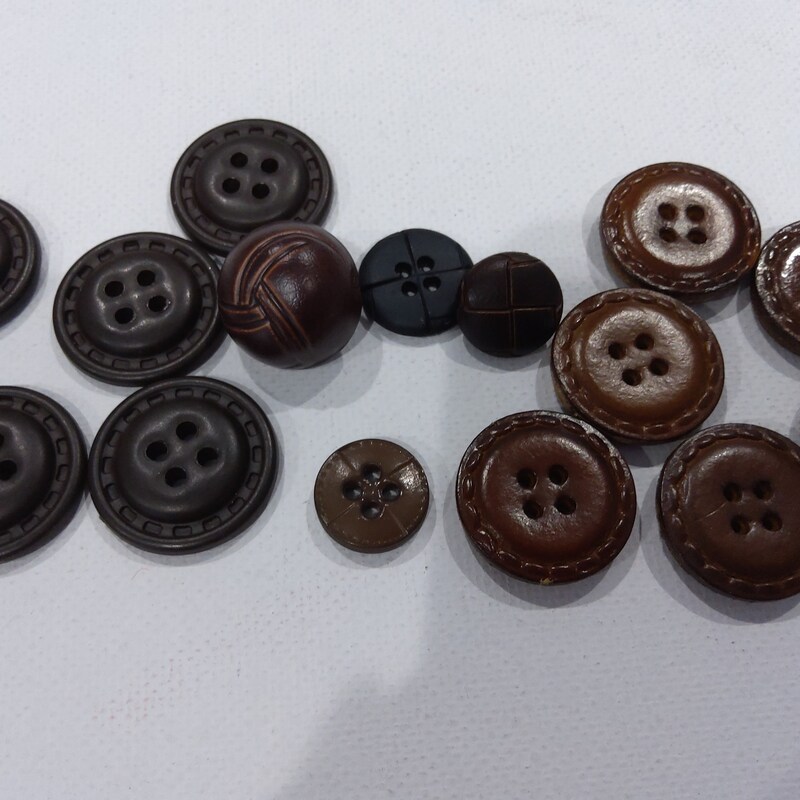 15 Matching Buttons - Etsy