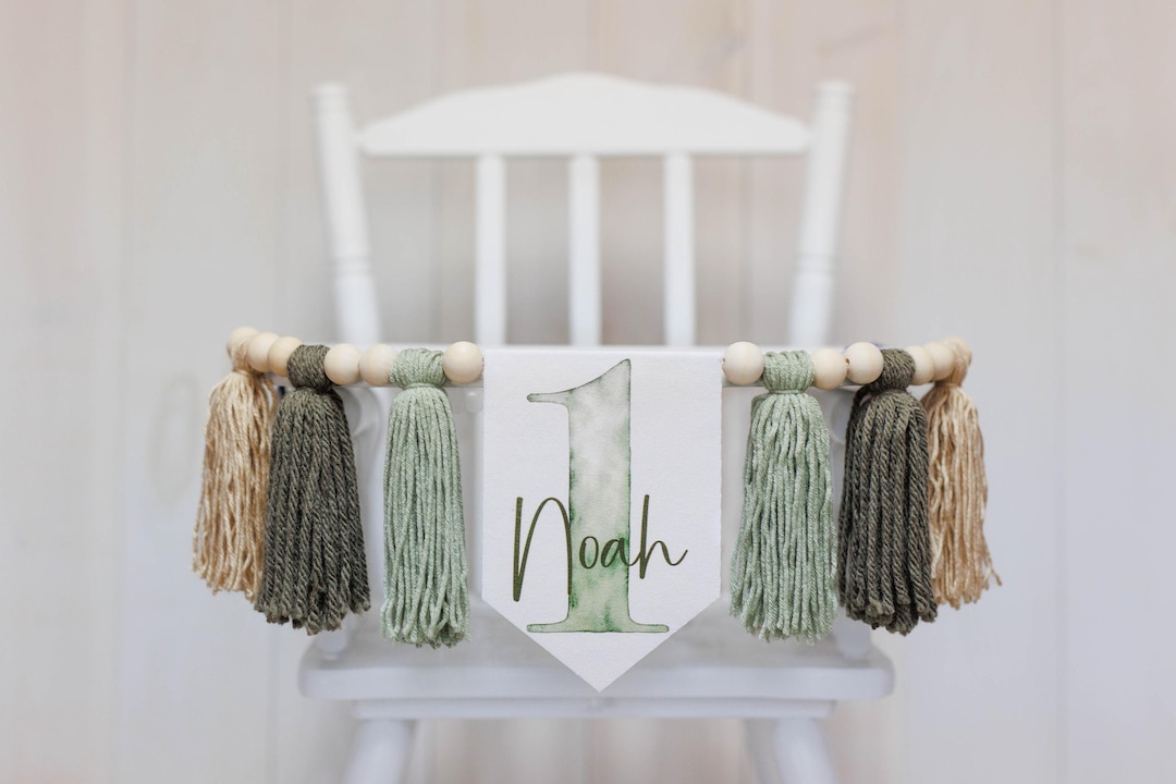 Green High Chair Banner, Yarn Tassle Banner, Green Yarn Tassle First ...