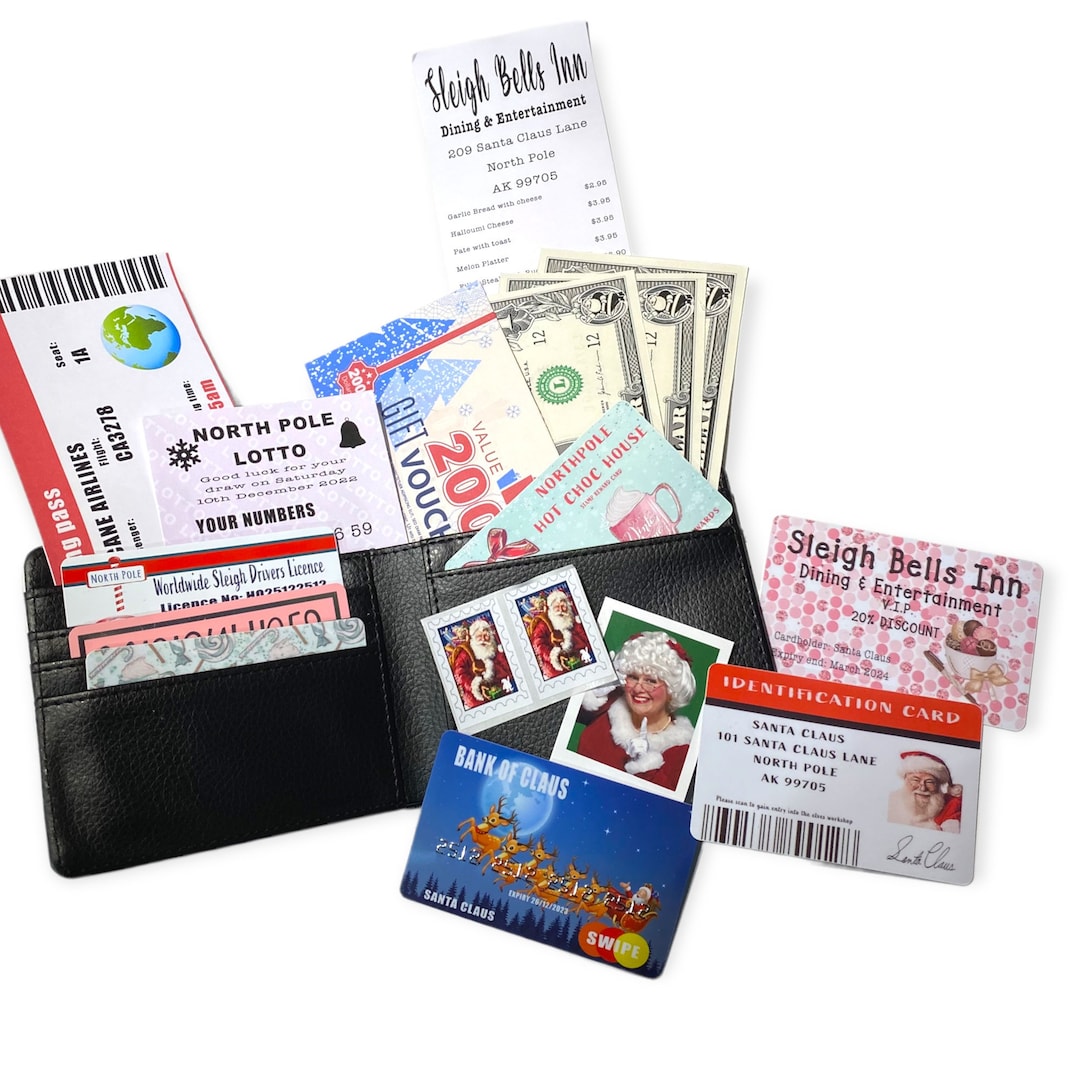 Santa's Lost Wallet, Licence & Cards Accessories Kit New 2022 Version ...