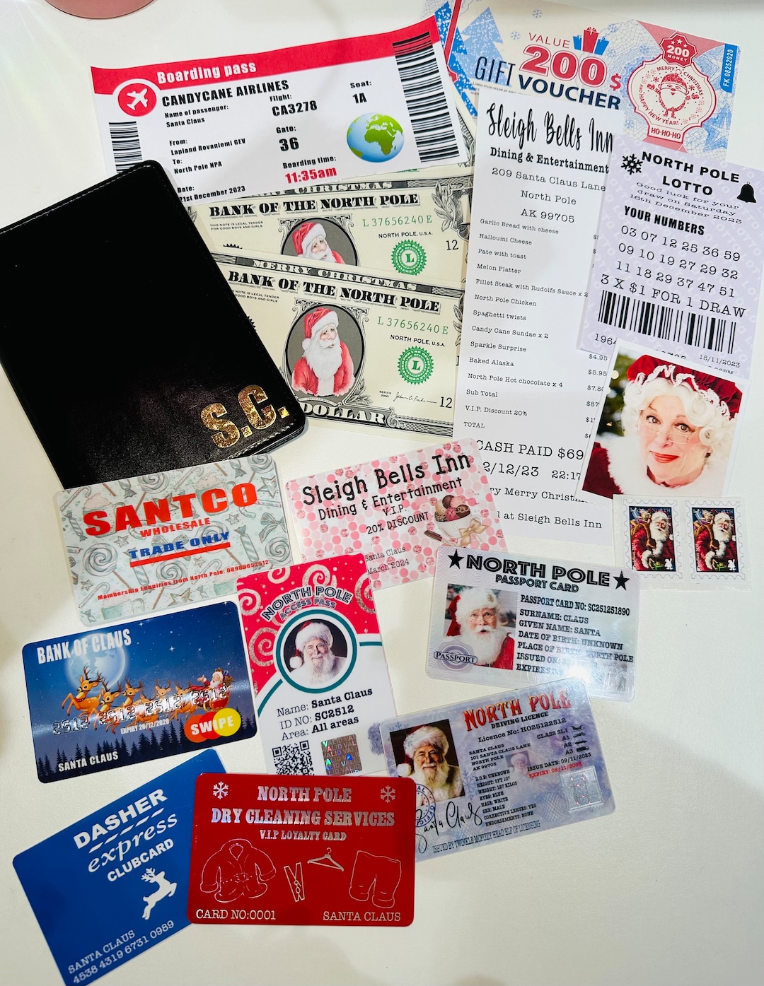 Santa's Lost Wallet, Licence & Cards Accessories Kit Includes Wallet ...