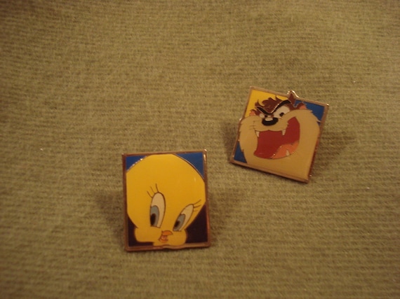 Taz and Tweety Bird Pins Authentic 1993 Warner Bros N… - Gem