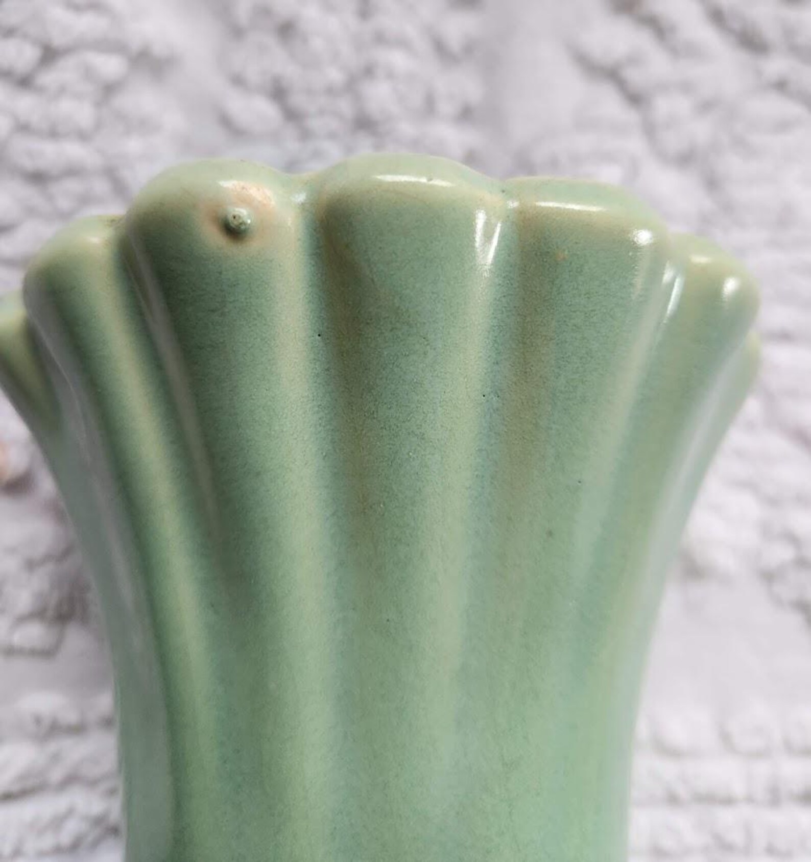 Vintage MCM Heart Vase in Jadeite Green - Etsy