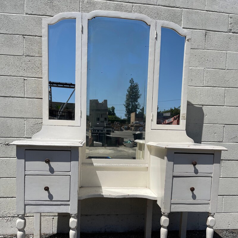 Vintage Makeup Vanity - Etsy