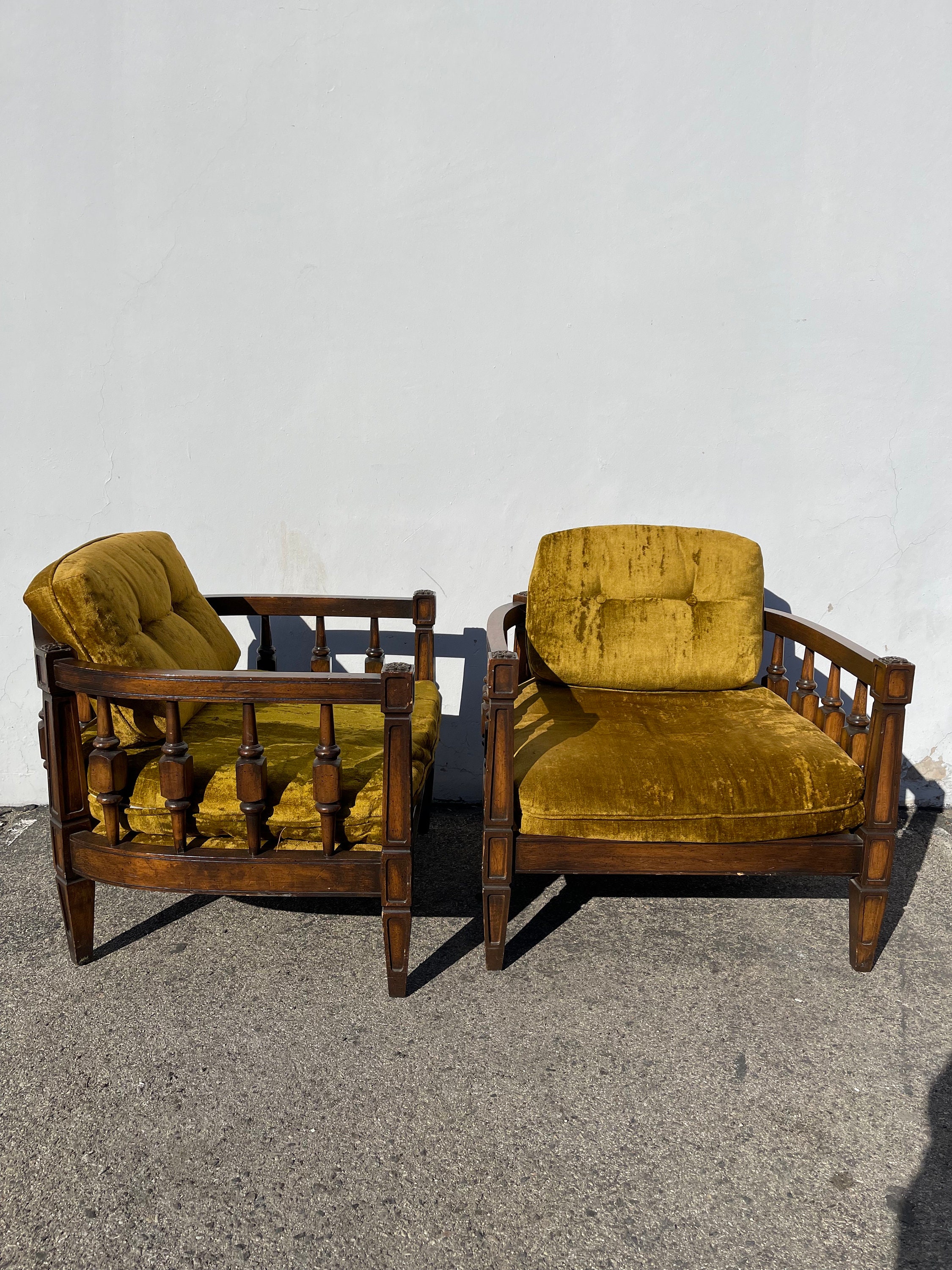 2 Vintage Chairs Barrel Set of Chairs Loungers Armchair Accent Chair Seating Wood Hollywood Regency Mid Century Modern Tufted Living Room