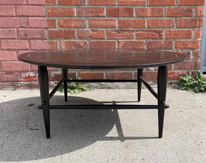 Traditional Wood Coffee Table Round Circle Mid Century Vintage Antique ...