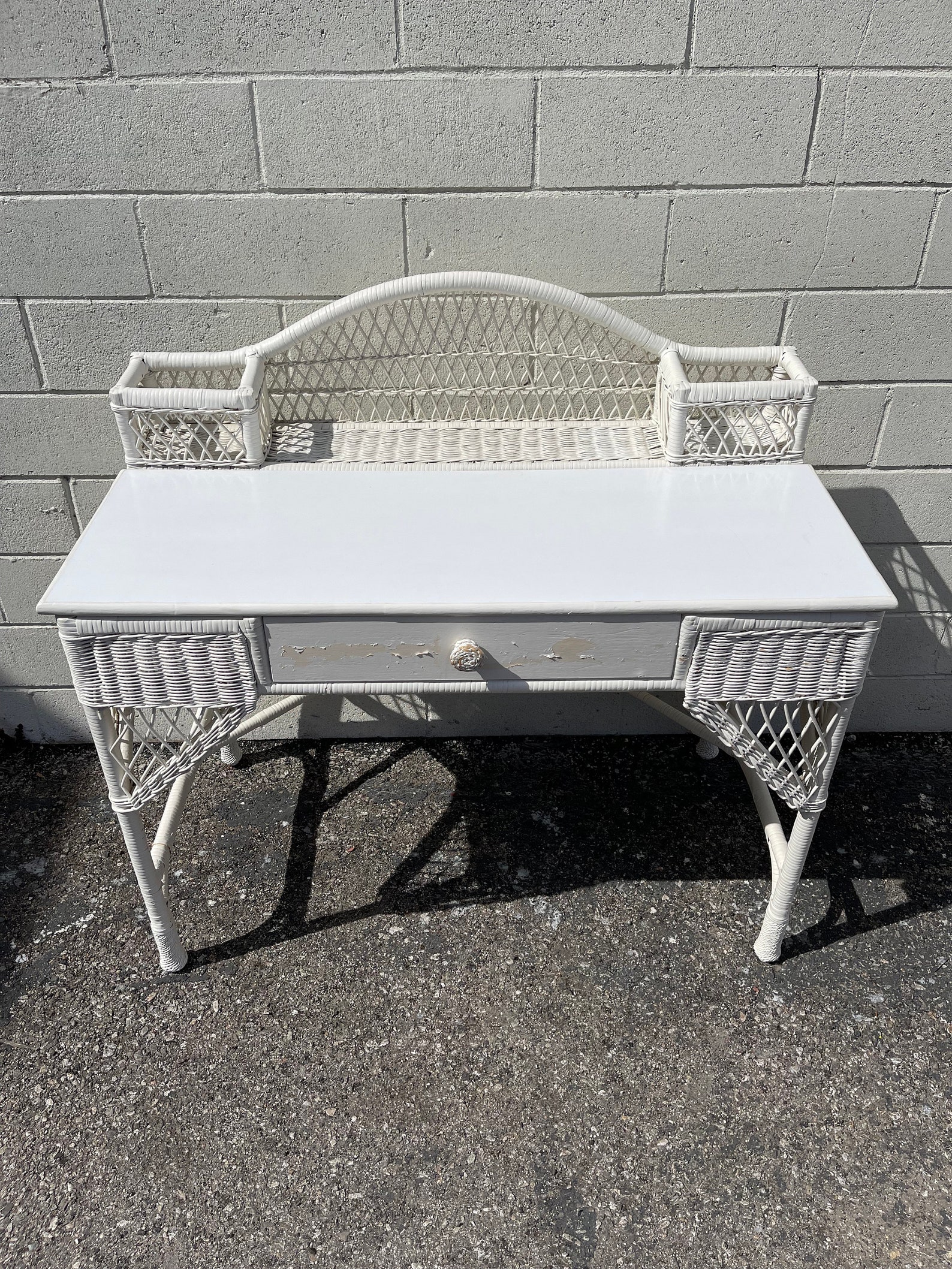Vintage White Wicker Desk Writing Vanity Makeup Table Bedroom Storage ...