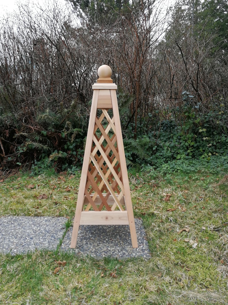 Premium 4' Diamond Trellis Obelisk | Plant Stand | Red Cedar Obelisk ...