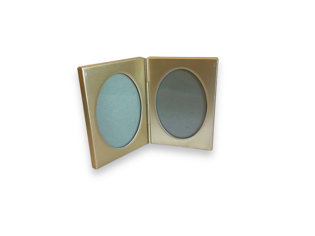 VINTAGE: Brass Metal Bifold Frame Gold Colored Two 2 Oval Photo Slots ...