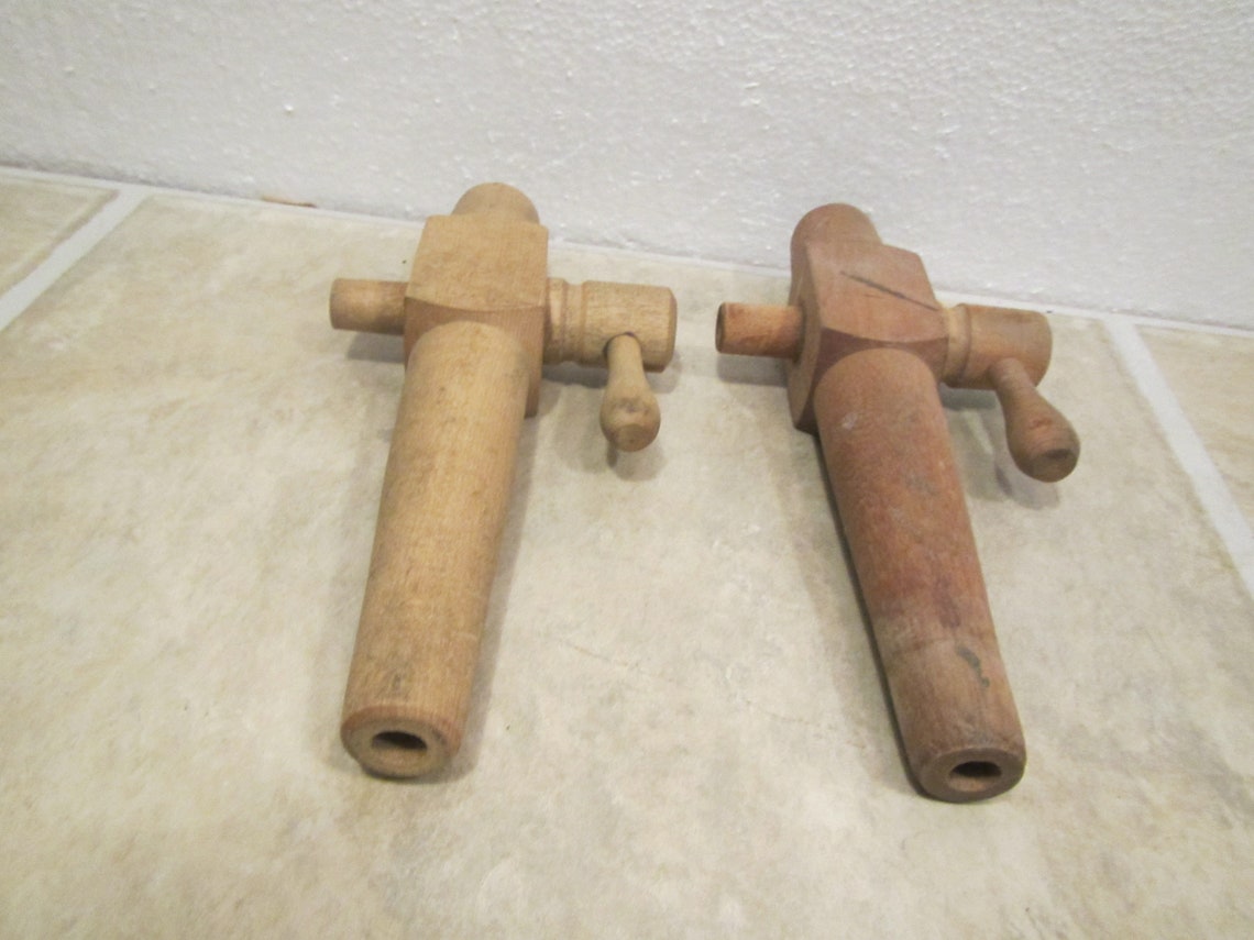 2 Vintage Wood Keg Barrel Taps Beer Barrel Taps Whiskey - Etsy