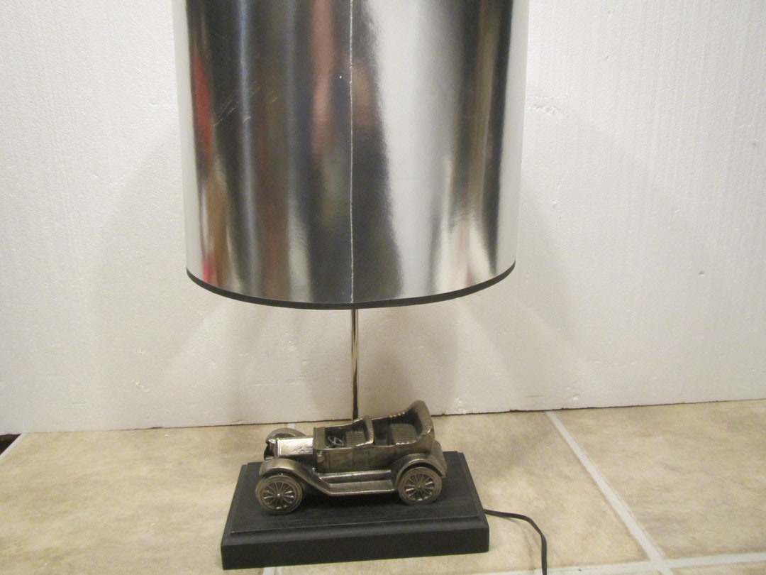 Car Table Lamp , Old Car Mounted on Wood Base of Lamp, Oval Shade , Man ...