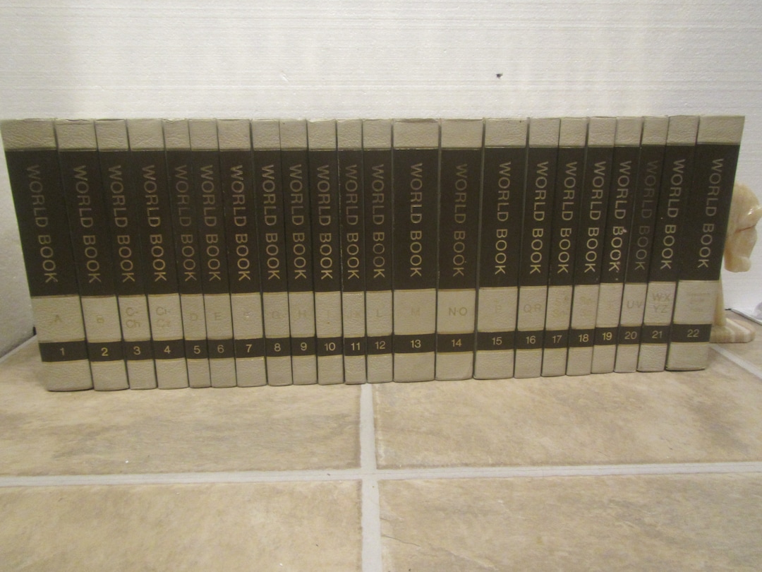 1973 WORLDBOOK Encyclopedia Complete 22 Volume Set A Thru Z , and Guide ...