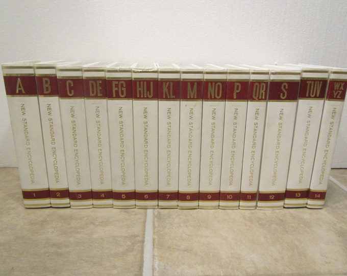 1979 New Standard Encyclopedia Complete 14 Volume Set A Thru Z , White ...