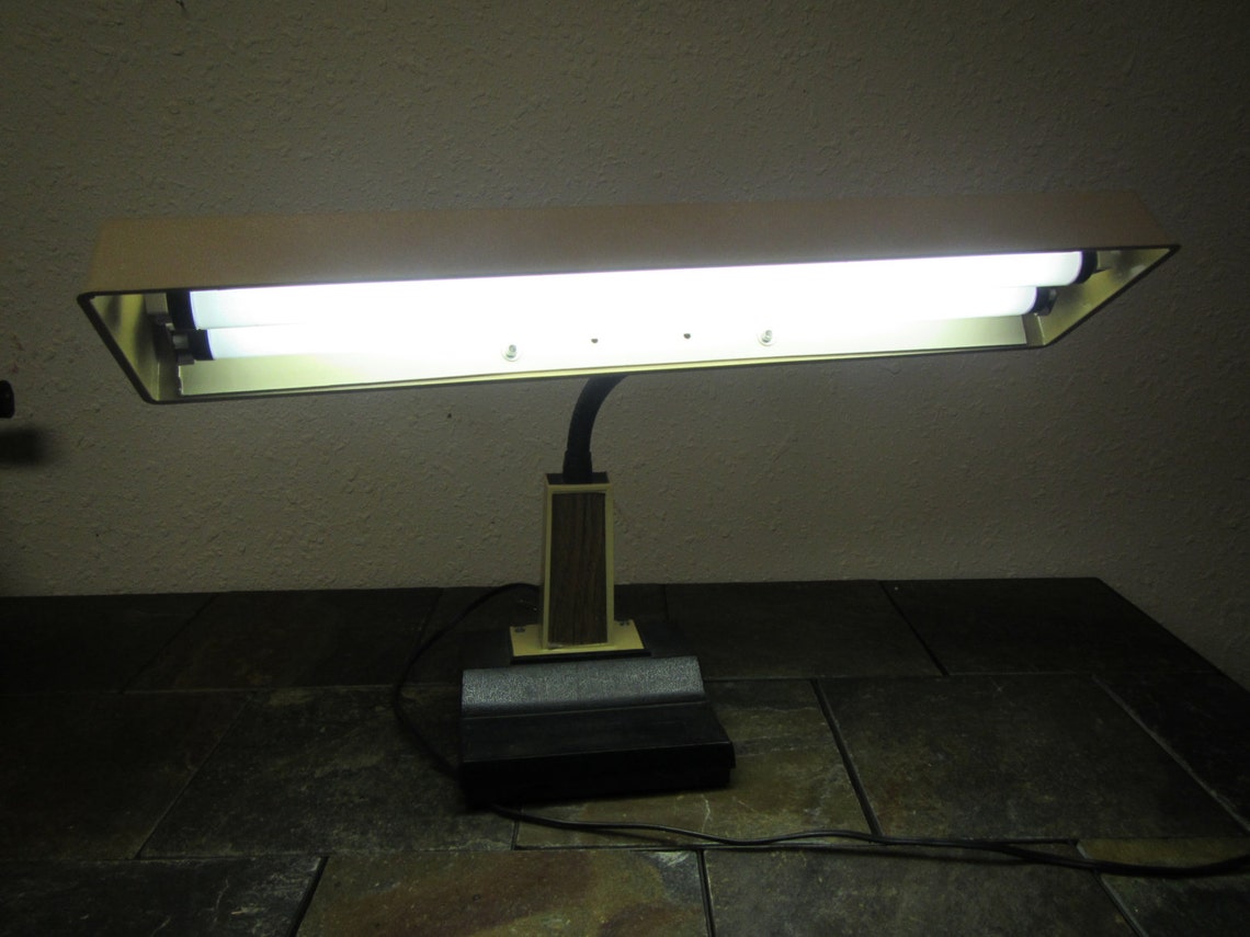 ELECTRIX DESK LAMP , Table Light , Fluorescent, Adjustable , Flexable ...