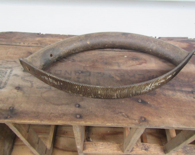 Antique Curved Rasp With Curved Wood Handle , Curved Wood Rasp ...