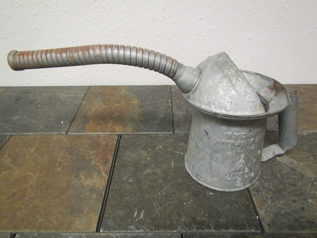 Metal Oil Pitcher , Flex Spout Oil Pitcher, Quart Oil Pitcher, Car Oil ...