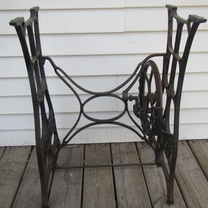 Antique NEW HOME Treadle Sewing Machine Base, Table Base, Cast Iron ...