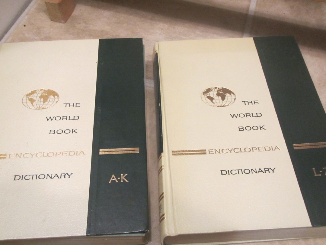 1963 WORLD BOOK DICTIONARY 2 Volume Set **A - K & L - Z * Green and ...