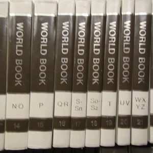1974 WORLDBOOK Encyclopedia Complete 22 Volume Set A Thru Z, and Guide ...