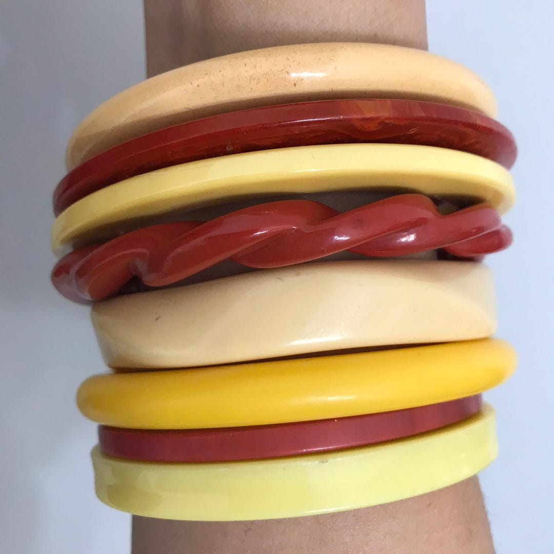 Vintage Bakelite and Plastic Bangle Bracelets Slicers Spacers Vintage ...