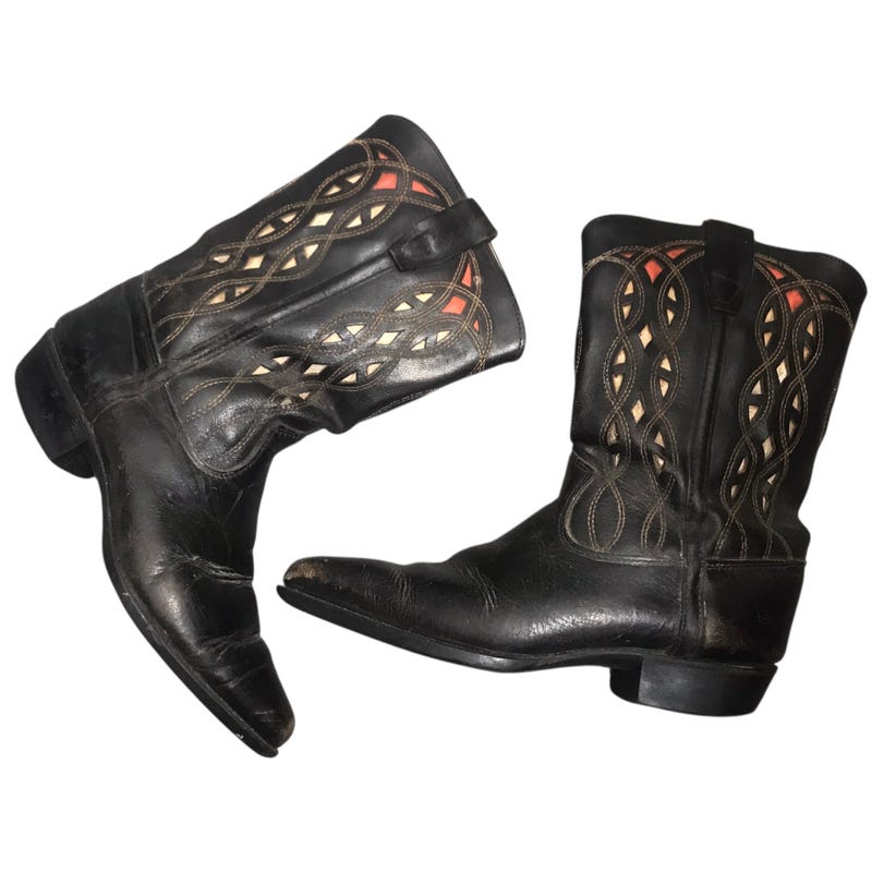 Pee on boots - Etsy.de