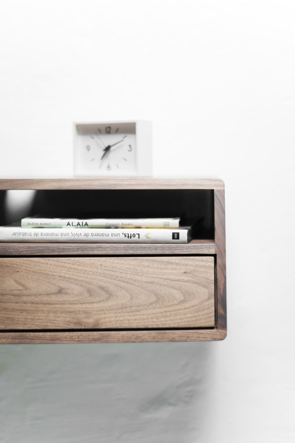 Hallway Table Entryway Floating Console in Solid Walnut / Oak - Etsy Canada
