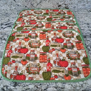 1970 Kitchen Table Placemats Set of 4 in Colorful Brady Bunch - Etsy