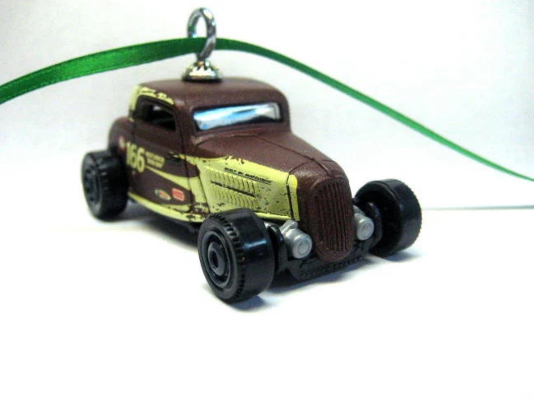 1933 33 Ford Derelict Junk Yard Hot Rod Coupe Car Christmas Tree ...