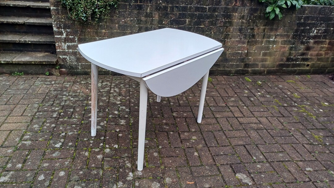 Classic Vintage Retro 70s Dining Kitchen Table White Formica Top and ...