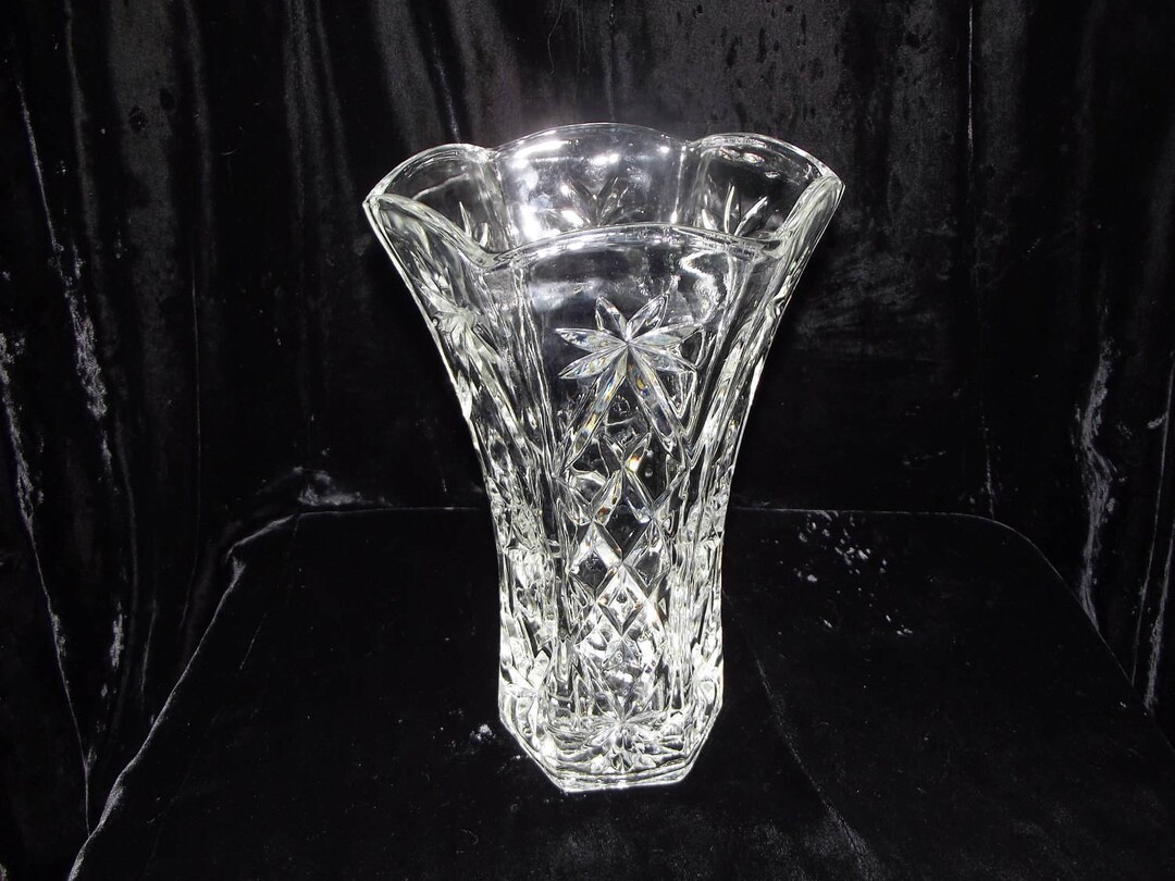 Anchor Hocking Star and Fan Pattern Vase, Item # 13 - Etsy