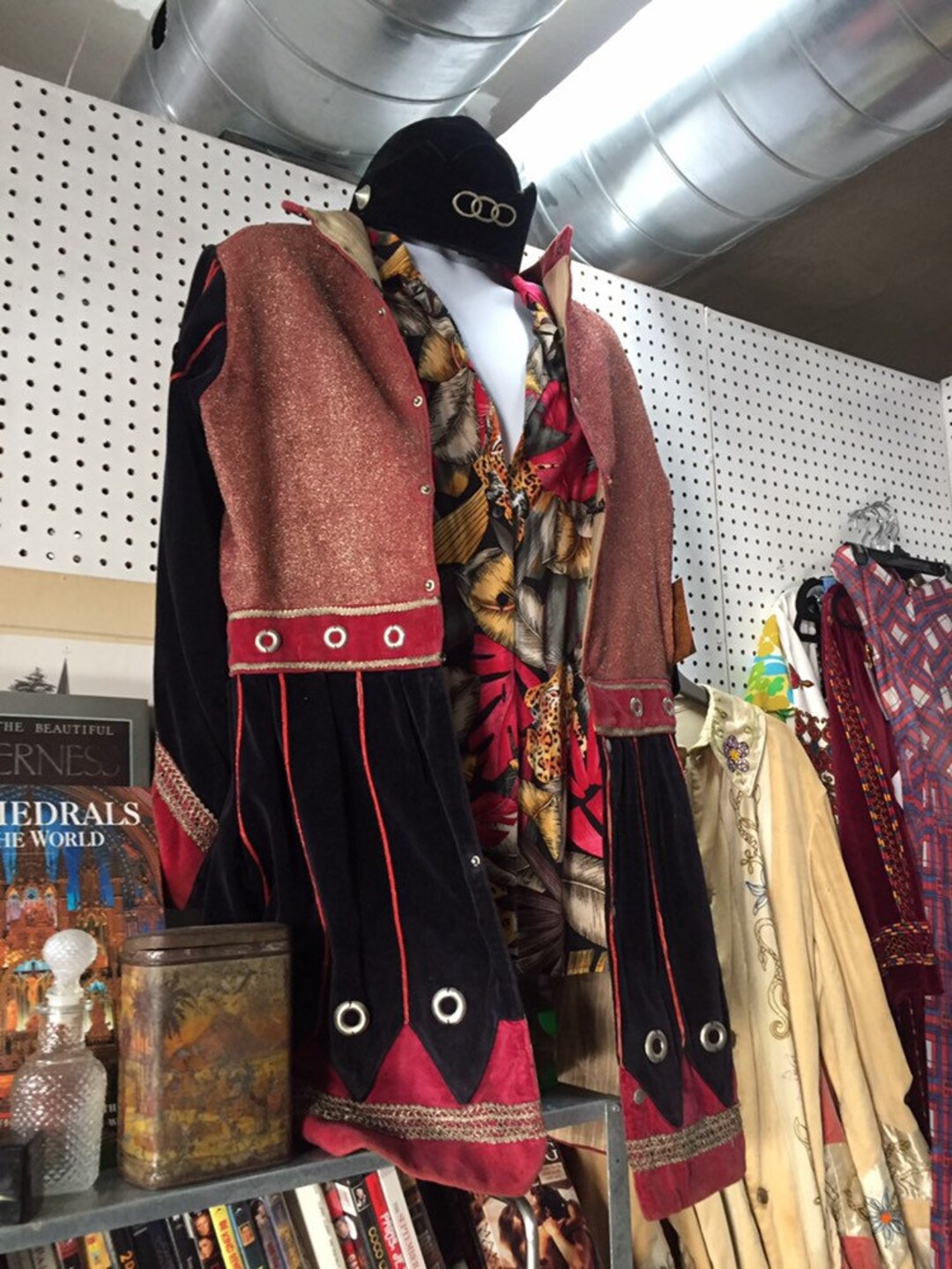 RARE Gilded Psych Rock Magical Vintage ODDFELLOWS Ceremonial Regalia ...