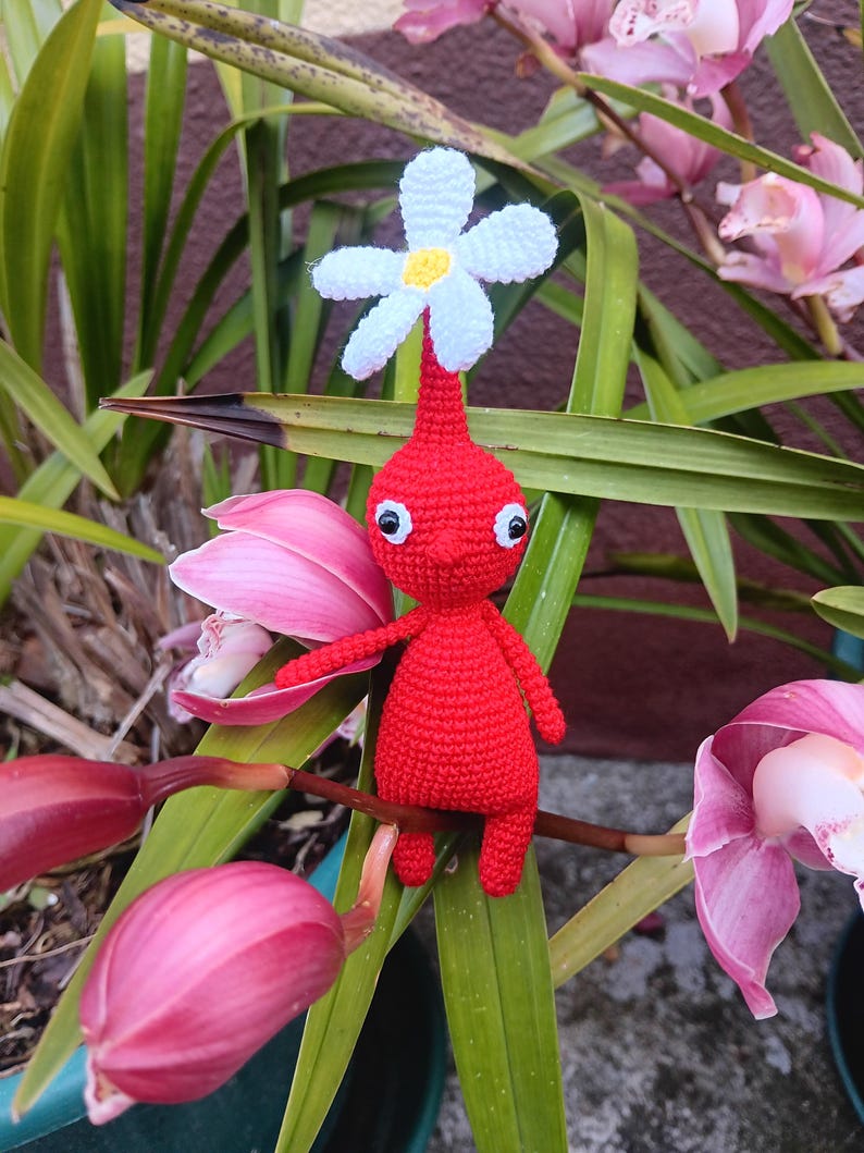 Pikmin PDF DIGITAL FILE Pikmin Red, Blue, Yellow With Flower and Leaf ...